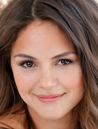 Leslie-Anne Panaligan | Galerie - Z filmu | ČSFD.cz
