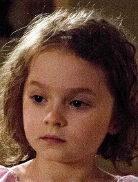 Pixie Davies | Galerie - Z filmu | ČSFD.cz