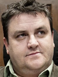Simon Delaney | Galerie - Z filmu | ČSFD.cz