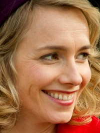 Julie-Anne Roth | Galerie - Z filmu | ČSFD.cz