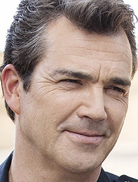 Jon Tenney | ČSFD.cz