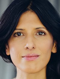 Attiya Khan | ČSFD.cz