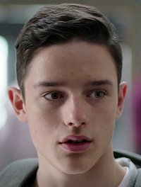 Harry Collett | ČSFD.cz