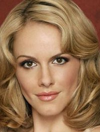 Monet Mazur | Biografia | ČSFD.cz