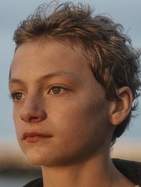 Eden Dambrine | ČSFD.cz