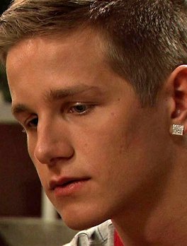 Young Girl, Dream Girl - Toi on just sellasta sairasta peliä, mitä se ...