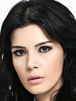 Kúsok zo mňa - Episode 11 (S01E11) (2014) | ČSFD.cz