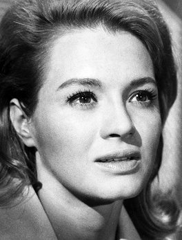 The Alfred Hitchcock Hour - Thanatos Palace Hotel (S03E15) (1965) | ČSFD.cz