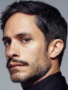 Mozart v džungli - Můžeš si vzít měsíc? (S02E07) (2015) | ČSFD.cz