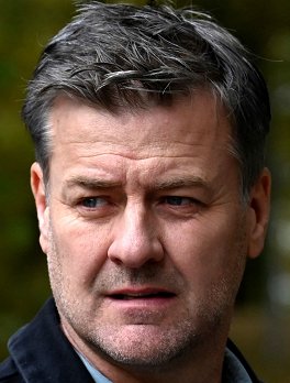 Alle Nadeln an der Tanne (2020) | Creators | ČSFD.cz