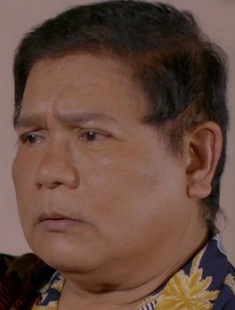 Ang huling birheng bakla sa Balat-lupa (2022) | Tekijät | ČSFD.cz