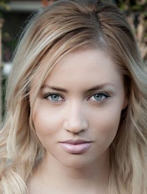 Caley Dimmock | Biografie | ČSFD.cz
