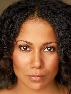 Crystal Balint | Galerie - Z filmu | ČSFD.cz