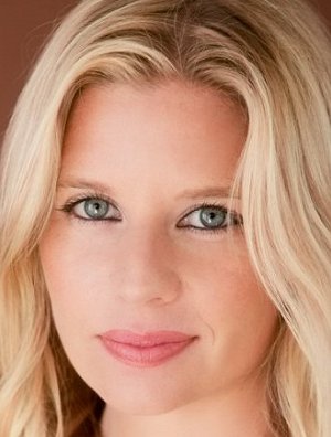 Allison Caetano | ČSFD.cz