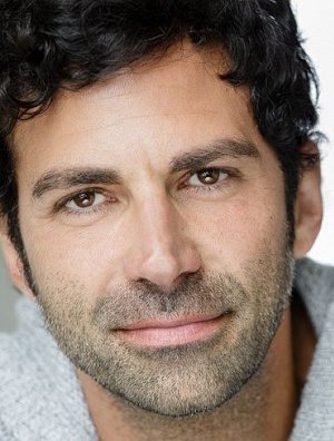 Elijah Alexander | ČSFD.cz