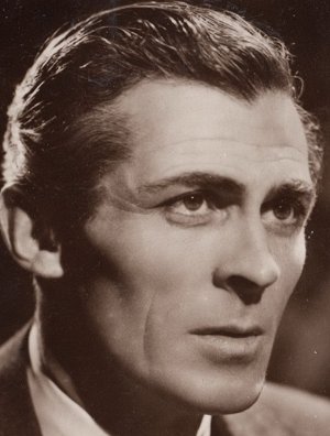 Edward Underdown | ČSFD.cz