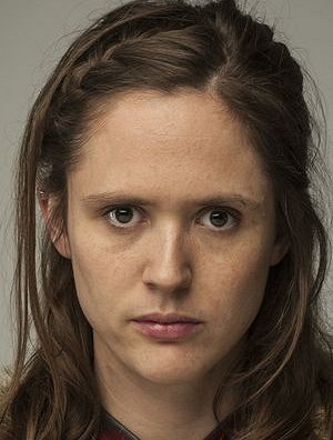 Emily Cox | Galerie - Z filmu | ČSFD.cz