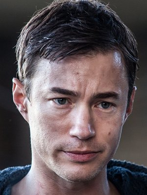 Tom Wisdom | ČSFD.cz