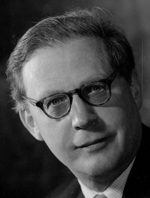 Hugh Trevor-Roper | ČSFD.cz