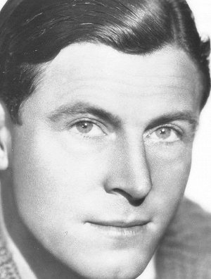 Colin Tapley | ČSFD.cz