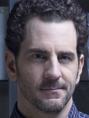 Aaron Abrams | ČSFD.cz