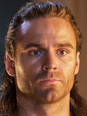 Dustin Clare | Biografie | ČSFD.cz