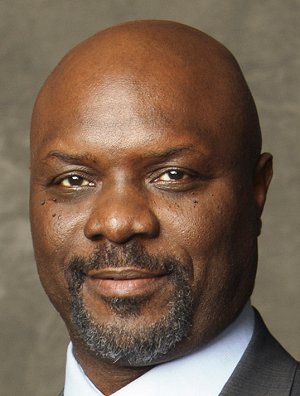 Robert Wisdom | ČSFD.cz