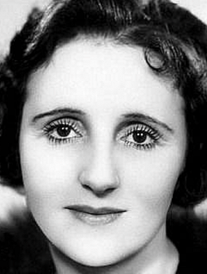 Joyce Carey | ČSFD.cz