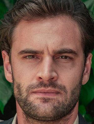 Tom Bateman | ČSFD.cz