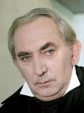 Gustaw Holoubek | ČSFD.cz