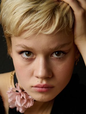 Lea Drinda | Galerie - Z natáčení | ČSFD.cz