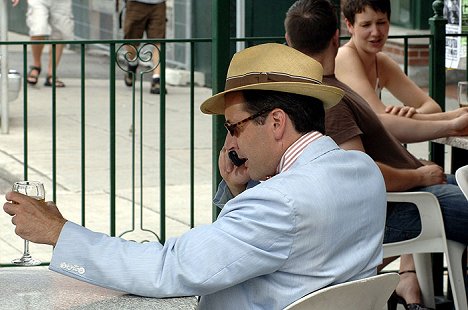 Jonathan Higgins | ČSFD.cz