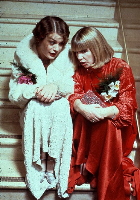 Amanda Elwes | ČSFD.cz