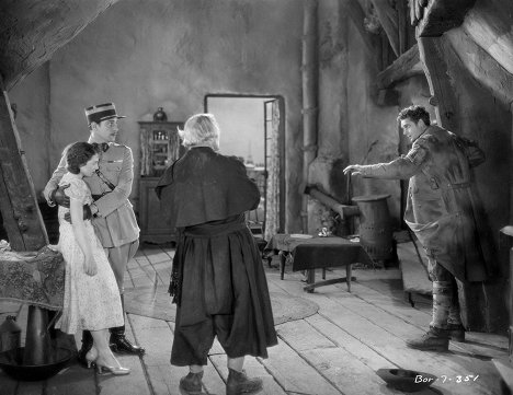 Charles Farrell | ČSFD.cz