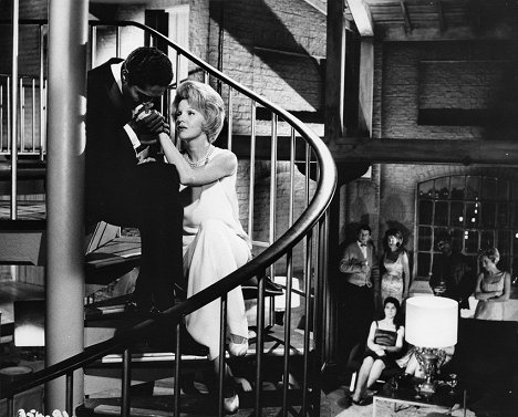 Marti Stevens | ČSFD.cz