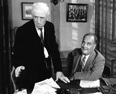 Dick Elliott | ČSFD.cz