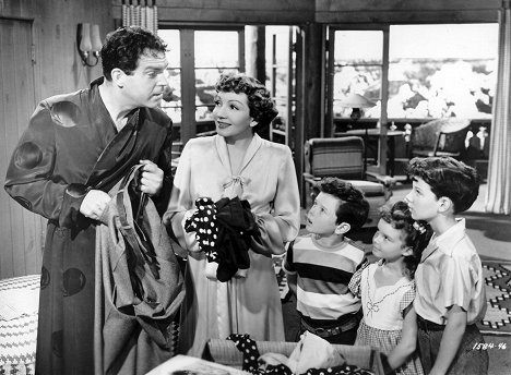 Gigi Perreau | ČSFD.cz