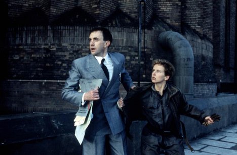 Kim Greist | ČSFD.cz