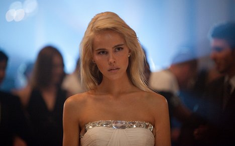 Isabel Lucas | ČSFD.cz