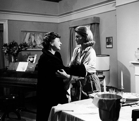 Ruth White | ČSFD.cz