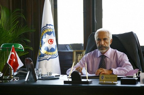 Erden Alkan | ČSFD.cz