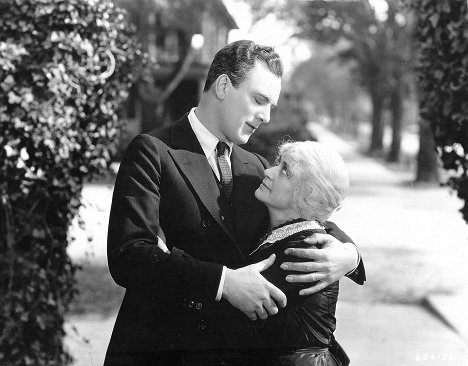 Emma Dunn | ČSFD.cz