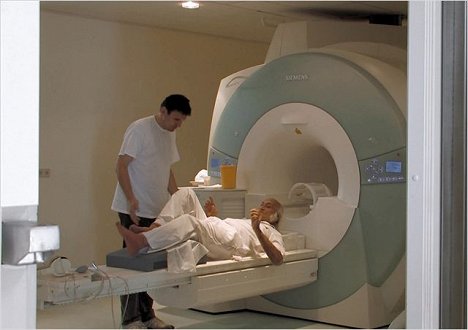 Hira Ratan Manek | ČSFD.cz