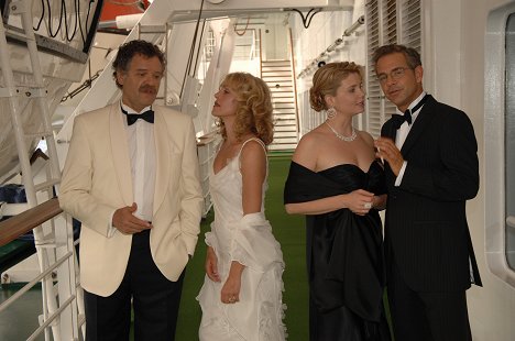 April Hailer | Galerie - Z filmu | ČSFD.cz