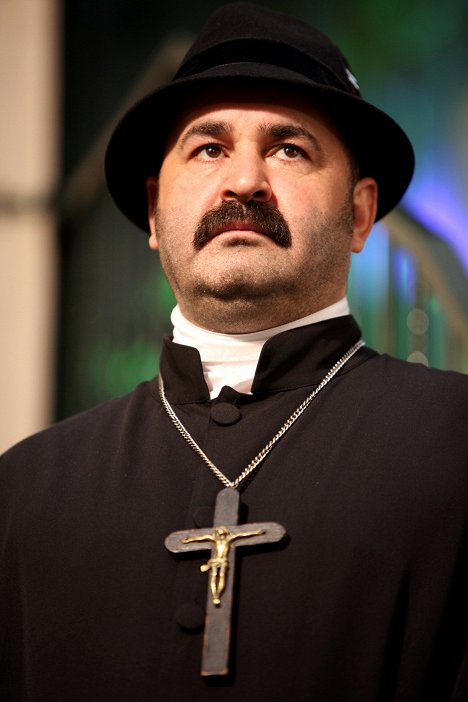 Şafak Sezer | ČSFD.cz
