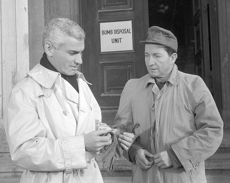 Robert Cornthwaite | ČSFD.cz