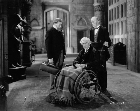 Charles Lane | ČSFD.cz