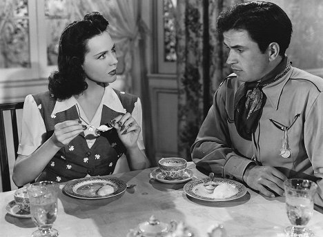 Noah Beery Jr. | ČSFD.cz