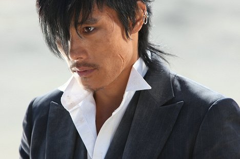 Byung-hun Lee | ČSFD.cz