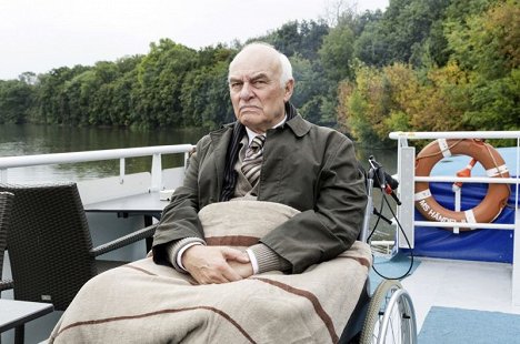 Charles Brauer | ČSFD.cz